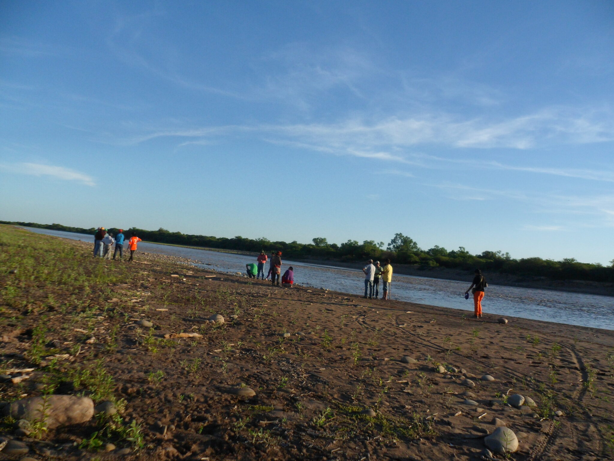El río Pilcomayo, que establece la frontera de Argentina con Paraguay y ...